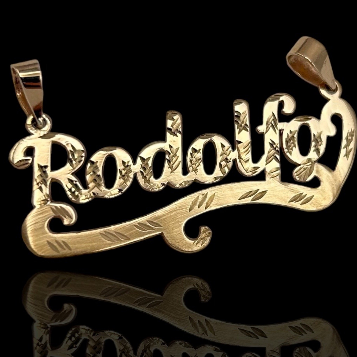 Gold Name Plate with swirl – Veronica's Jewelry